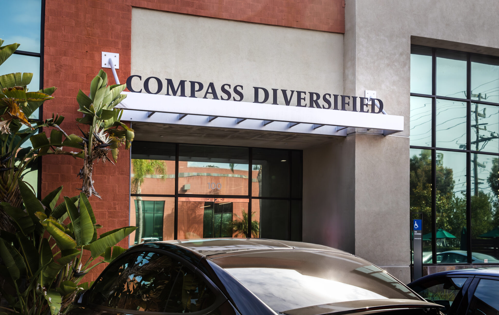 Compass Diversified - JB3D